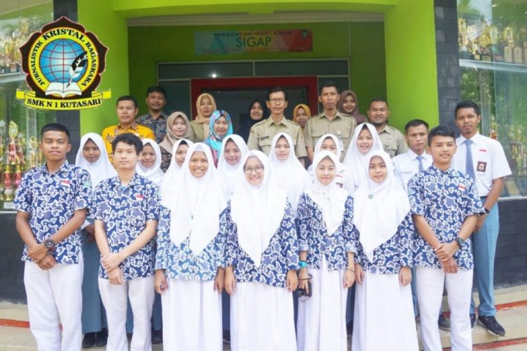 SMK Negeri 1 Kutasari Menerima Studi Visit Dari SMK Raden Umar Said ...